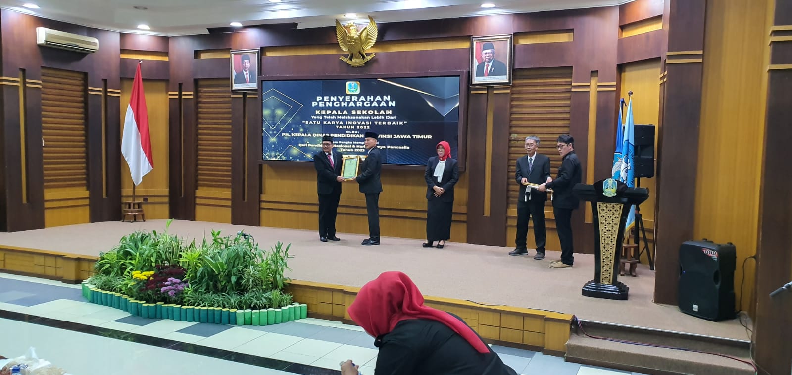 SELAMAT & SUKSES Bpk H. SYUFA’AT, S.Pd., M.MPd. Kepala SMK N 1 Kalitengah Atas Penghargaan ...